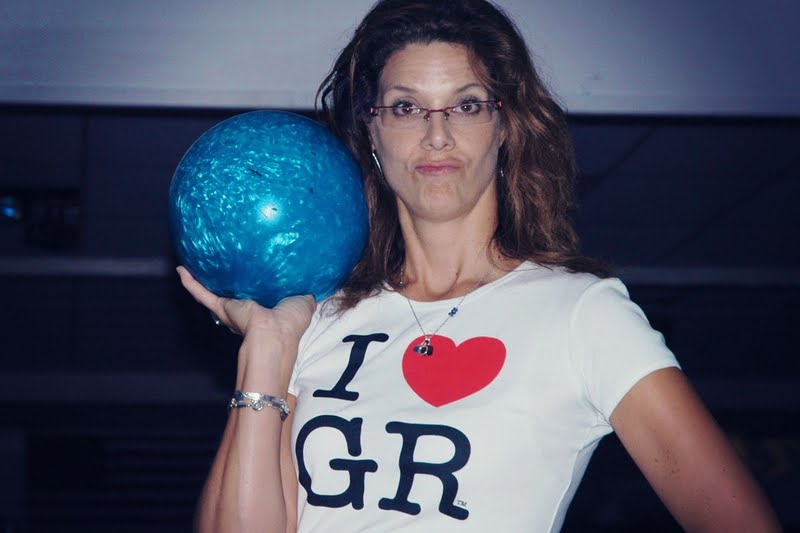 The family that BOWLS together – Lisa Lehmann Designs